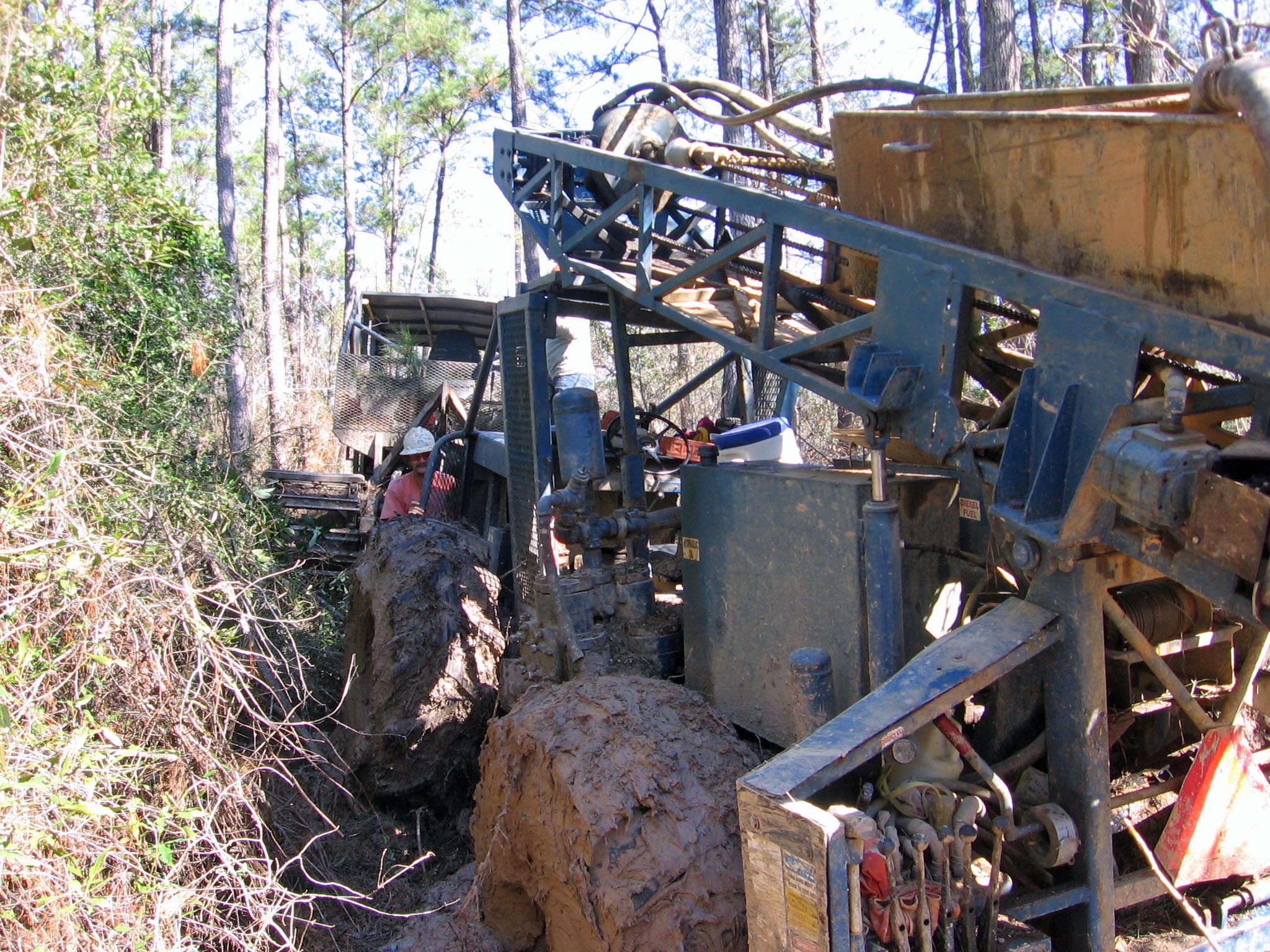 SE Texas PII_01-26-07_3352 Buggy Pulling Rig – Palisades Energy, LLC